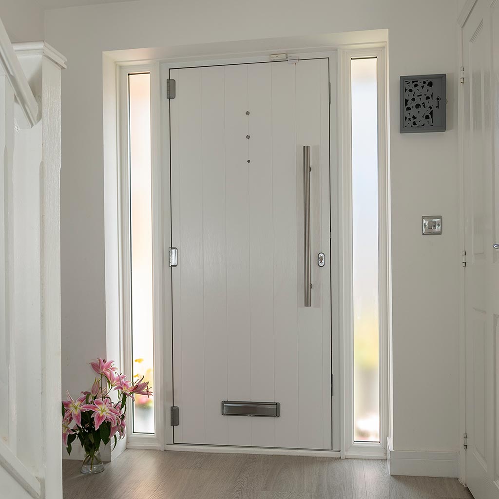 Internal door pull handles store